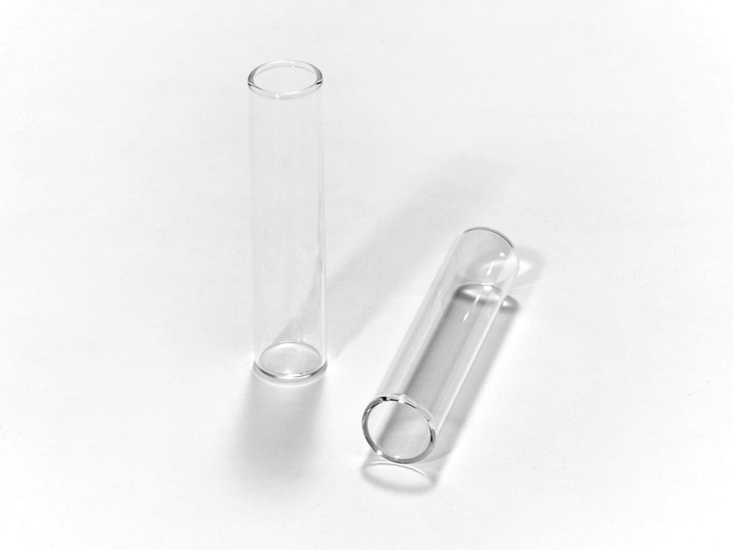 Round Glass Cuvettes | Evergreen