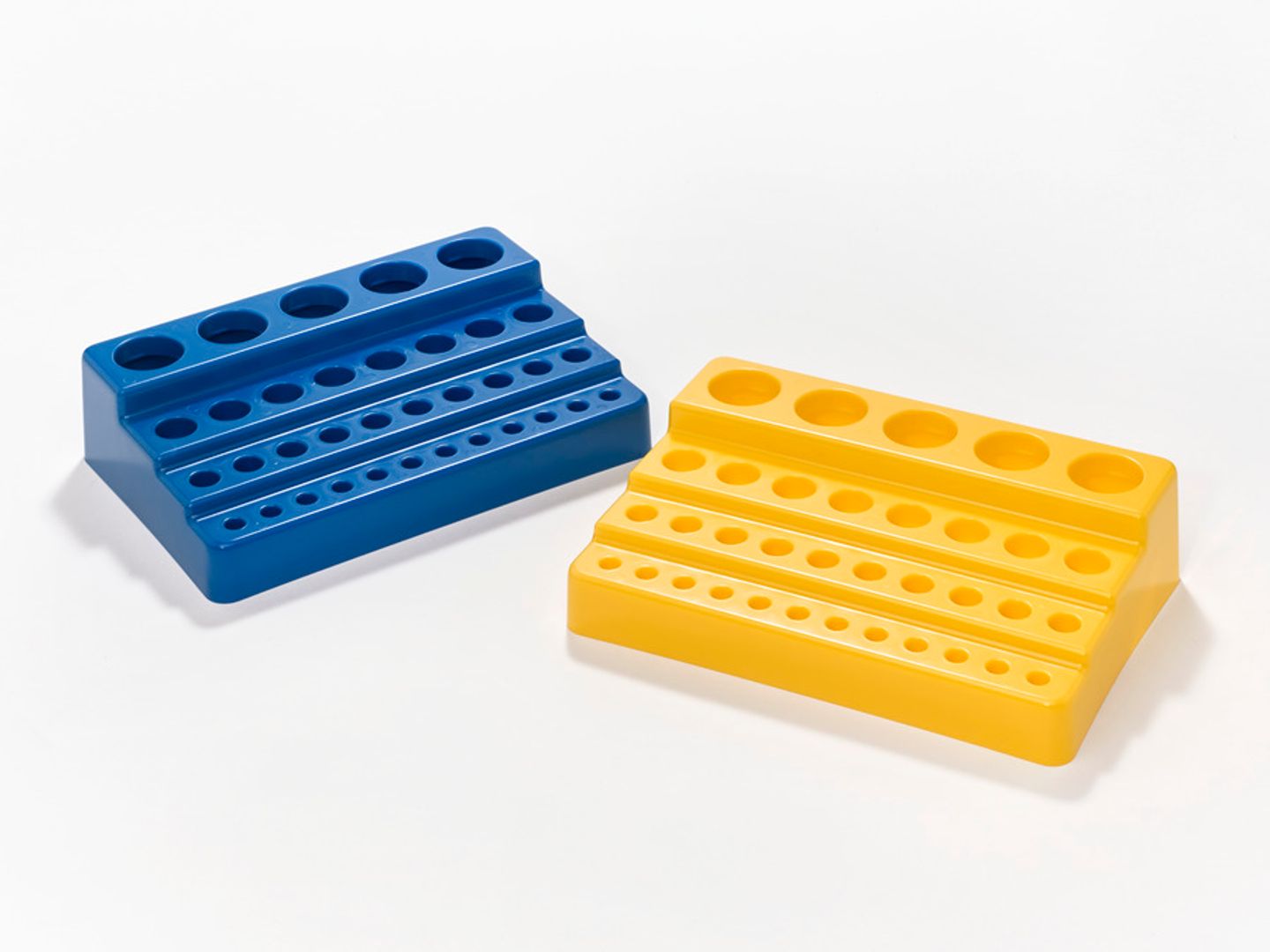 Multi-Tier Universal Racks | Evergreen